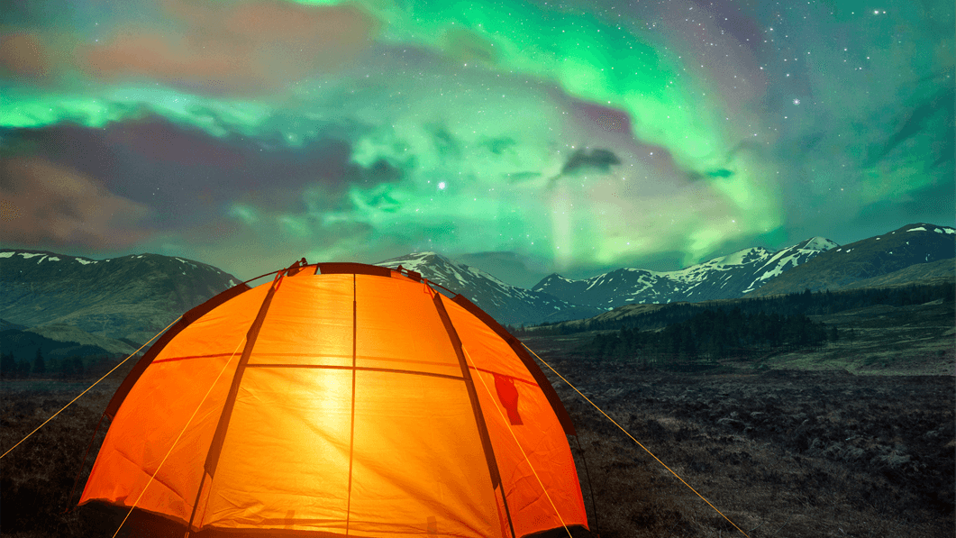 Northern Lights Kit List [Infographic] - Off the Map Travel